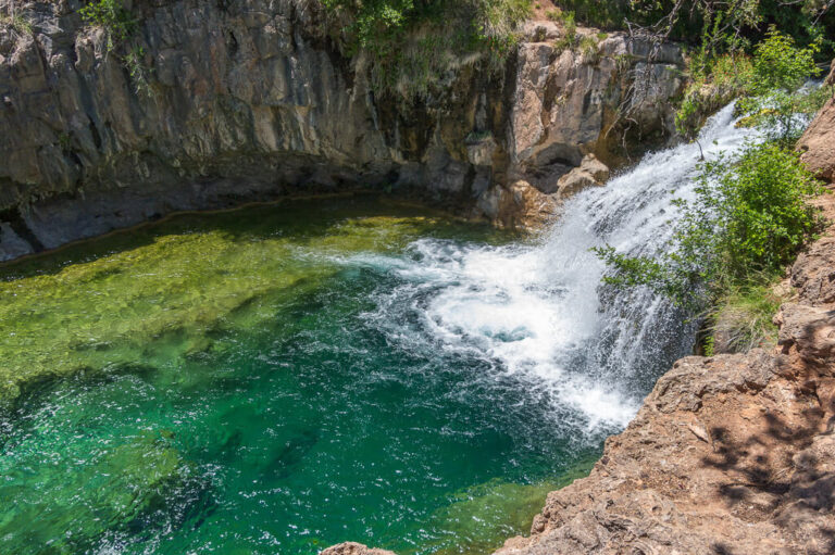 9 Amazing Sedona Waterfalls and How to Visit Them in 2024