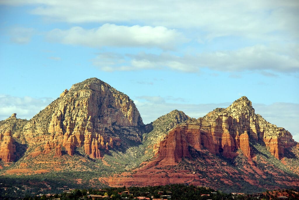 9 Amazing Sedona Waterfalls and How to Visit Them in 2024