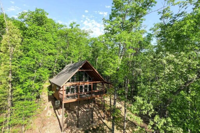12 Epic Buffalo River Cabins to Stay at in 2024