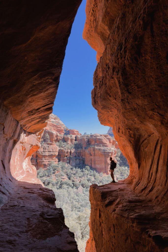 10 Best Sedona Caves & How to Visit Them