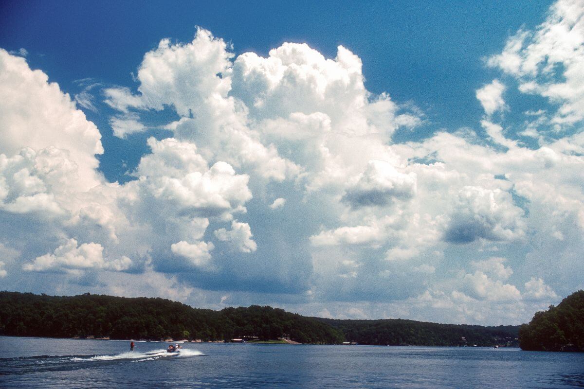 Truman Lake, Missouri (Everything You Need to Know!)