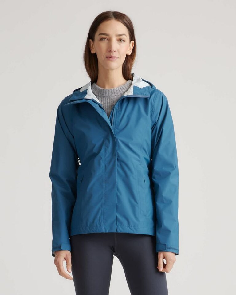 10 Stylish Waterproof Travel Jackets for Women on the Go