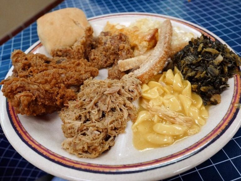 11 South Carolina Buffets That Capture the True Lowcountry Flavor
