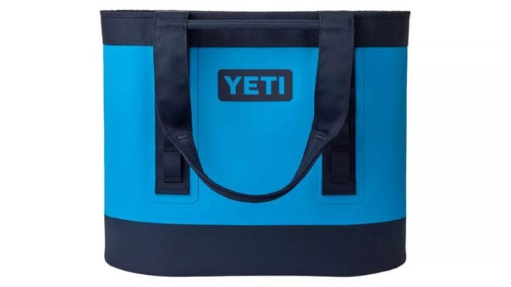 10 Best Waterproof Beach Totes to Keep Your Essentials Dry and Sand-Free