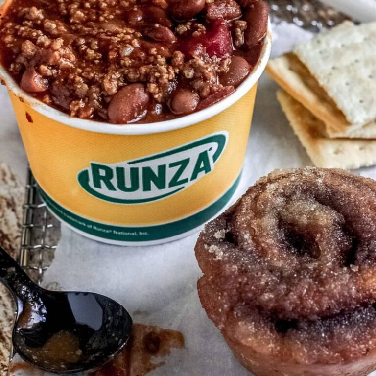 7 Nebraska Chili and Cinnamon Roll Combos That Surprisingly Work