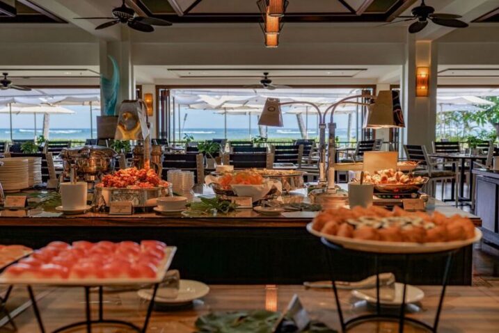 12 Best Hawaii Plate Lunch Spots Locals Love in Honolulu, Maui & Beyond ...