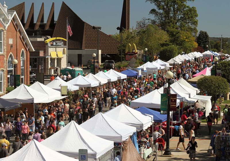 8 Pennsylvania Fall Festivals You'll Visit Just For The Food