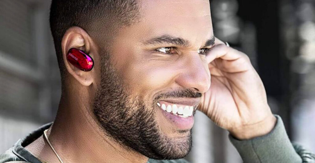 10 Best Travel Earbuds for Relaxing in Airports and Hotels (2025)