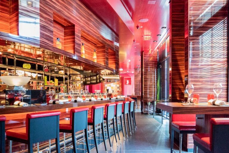 10 Miami Restaurants With Michelin Stars You Should Visit in 2025