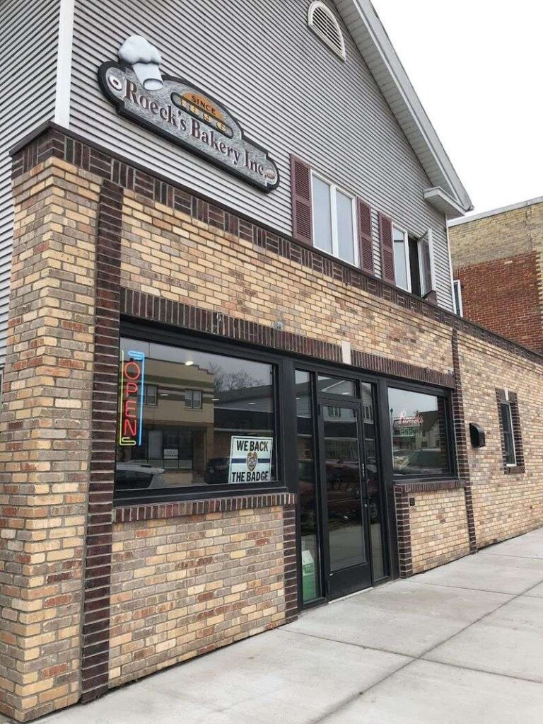 11 Wisconsin Bakeries Locals Swear By - And They're Still Thriving in 2025