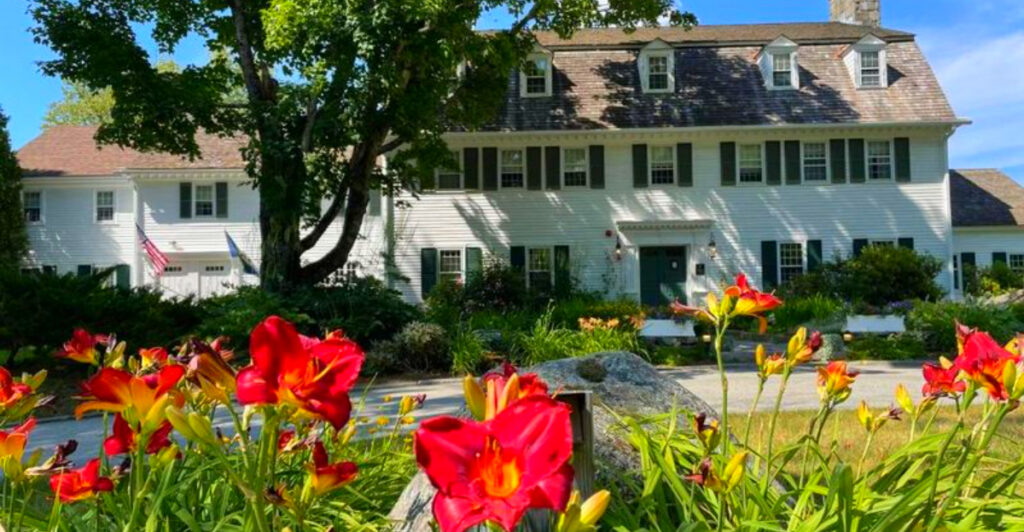 Are You Waking Up Hungry? Try These 15 New Hampshire Inns Built Around ...