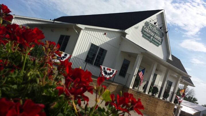 10 Classic American Restaurants Keeping Vintage Comfort Food Alive