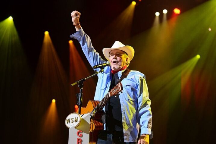 The 9 Oldest Living Country Singers: Legends Who Are Still With Us