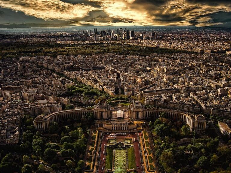 From Paris to Tokyo: 14 Cities Every Architecture Lover Should See