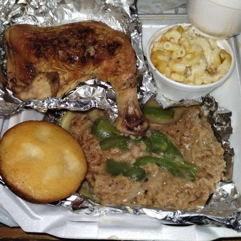 9 Jackson, Mississippi Soul Food Spots That Locals Claim Outshine ...