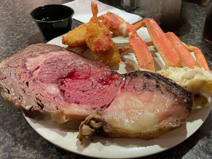 9 Minnesota Buffets Where Locals Go Back for Seconds (and Thirds)