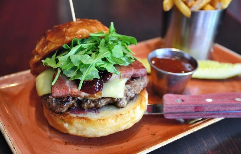12 Minnesota Burger Spots So Good, Locals Drive Miles for a Bite