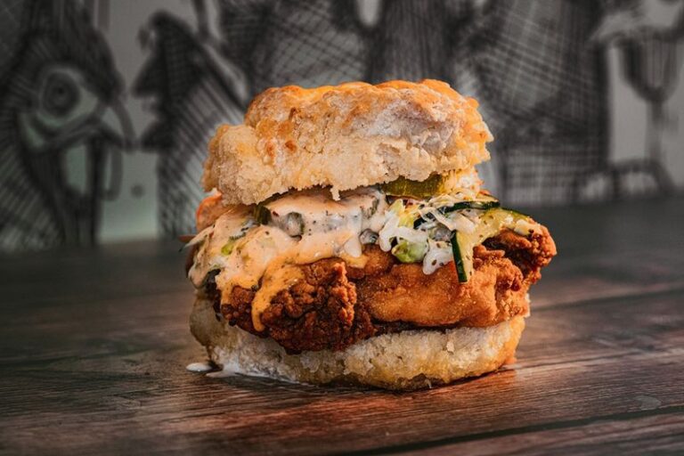 12 Illinois Fried Chicken Spots Ranked from Worst to Best
