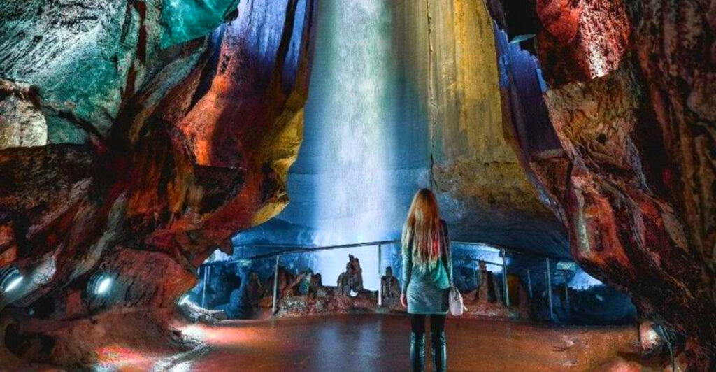 19 Reasons Ruby Falls Is America’s Most Astonishing Cave Adventure