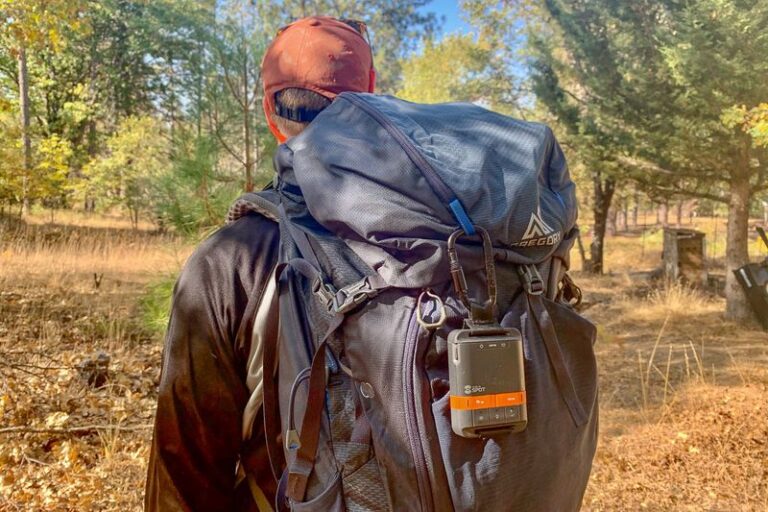 12 Best Personal Locator Beacons for Hikers