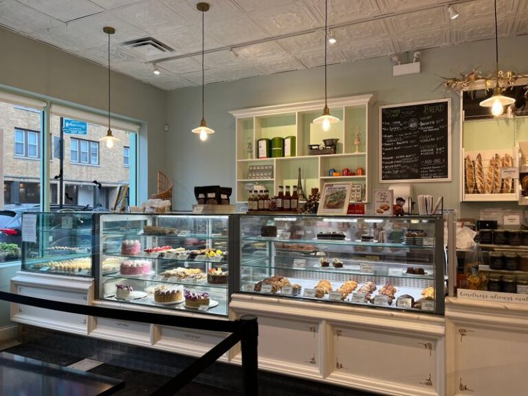 Hidden Bakeries in Chicago Serving the Top 15 Sweet Pies