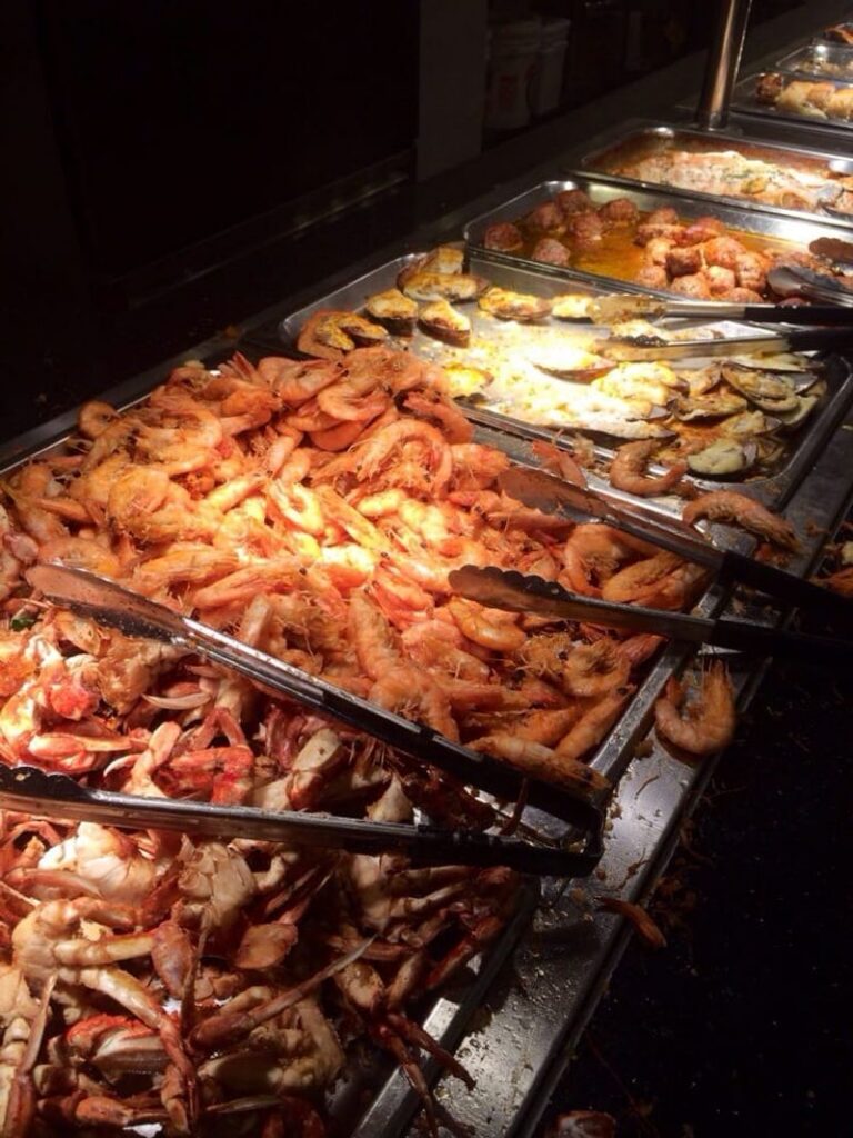 11 North Carolina Seafood Buffets Locals Actually Recommend