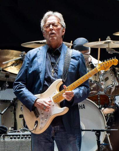 15 Songs That Make Boomers Cry Every Single Time They Play