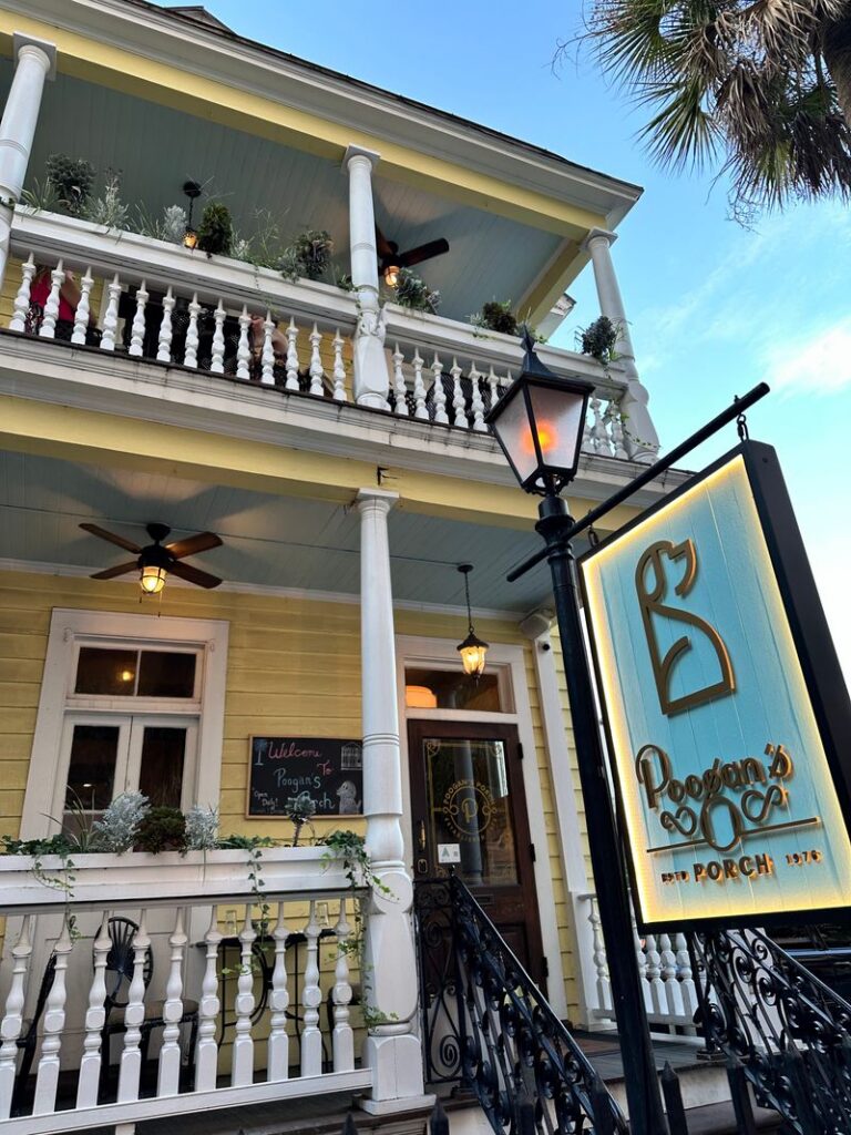 25 South Carolina Restaurants That Are Decked Out for Holiday Feasts