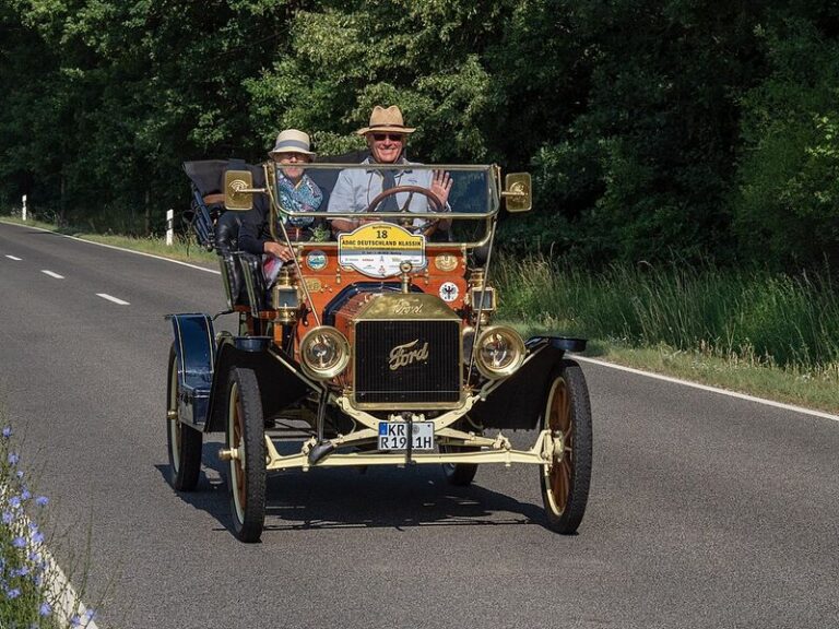27 Legendary Cars That Changed the World Forever