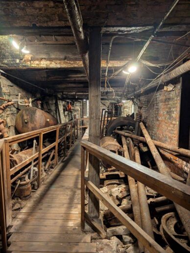 America’s 17 Secret Underground Cities and Tunnels Still Full of Mystery