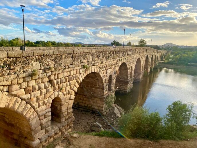 15 Ancient Bridges Around the World That Are Still Breathtaking Today