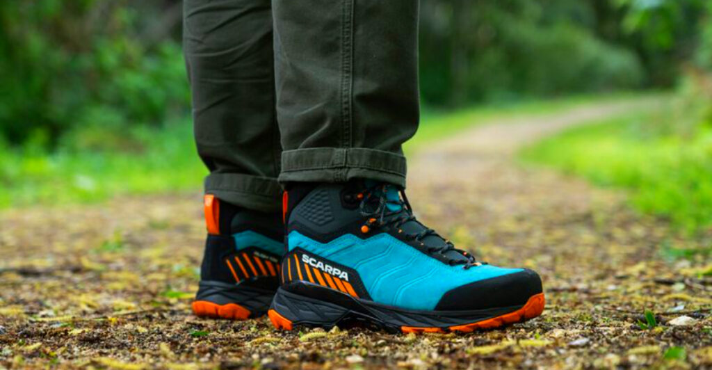 The 10 Best Men's Hiking Boots for Back Pain Relief