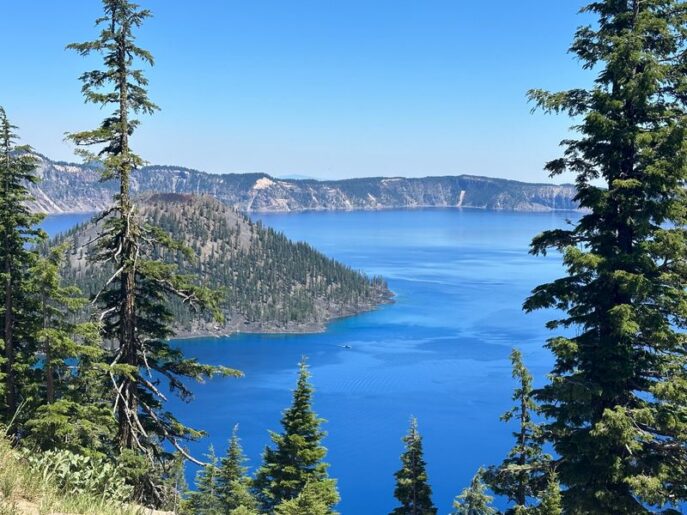 These Are the 20 Most Beautiful Lakes in the United States