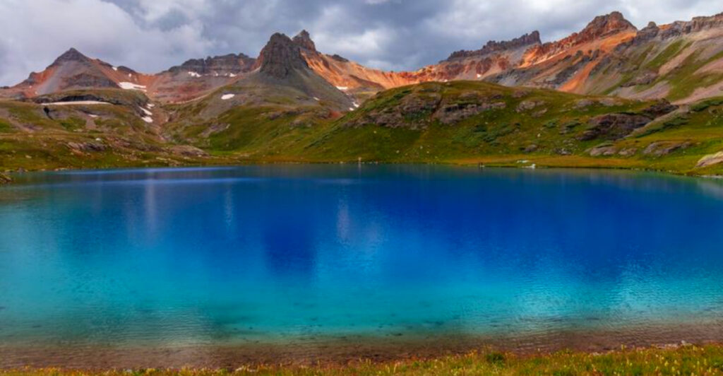 10 Hidden Lakes in the United States Worth Discovering