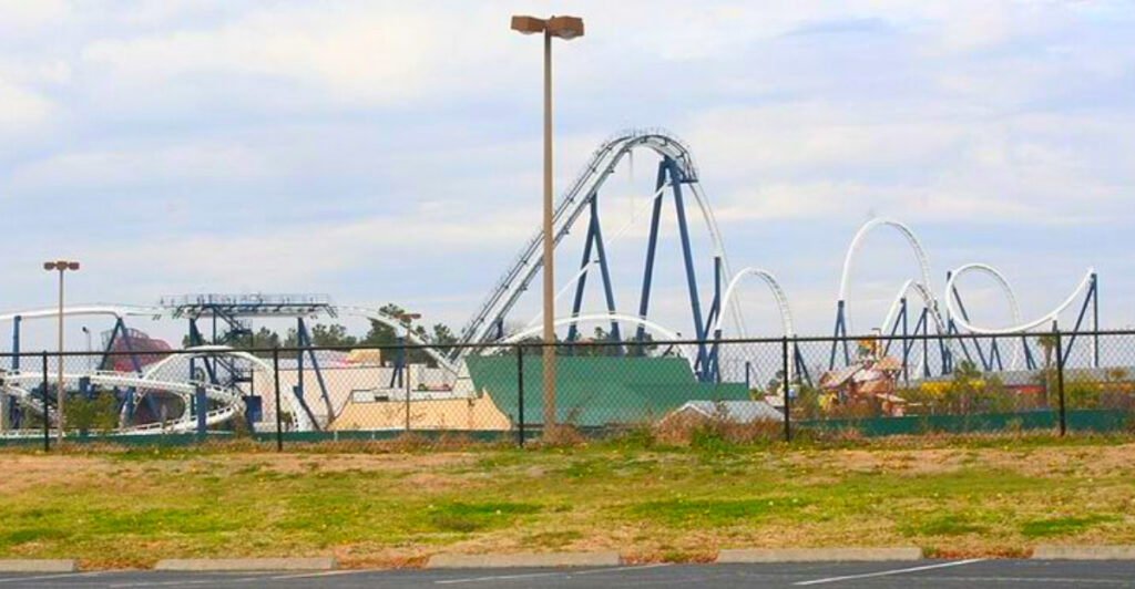 10 Legendary Amusement Parks Americans Loved - Now Gone Forever