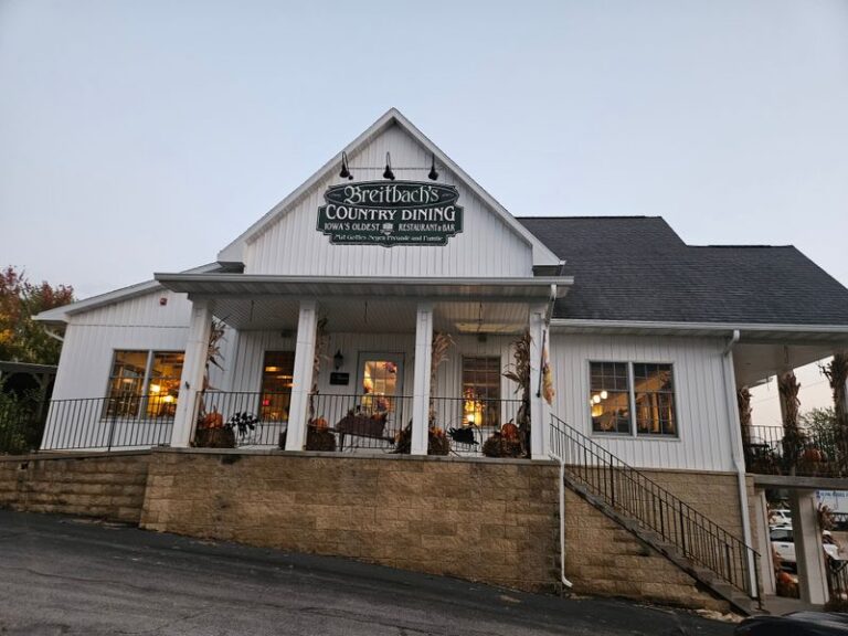 15 Can’t-Miss Restaurants in Iowa