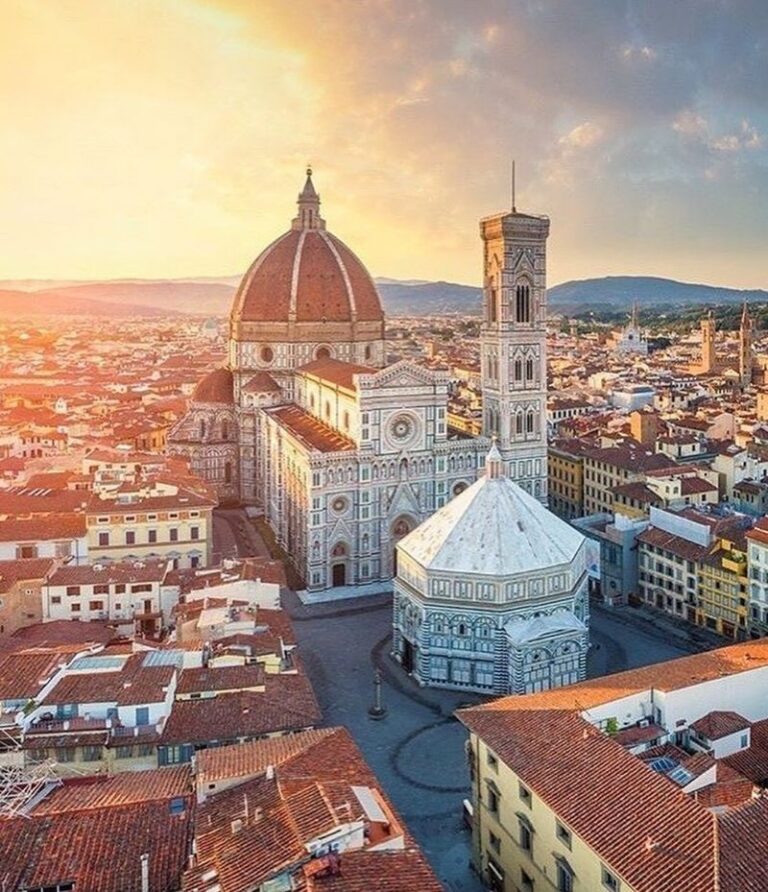 15 Cities With Walkable Historic Centers