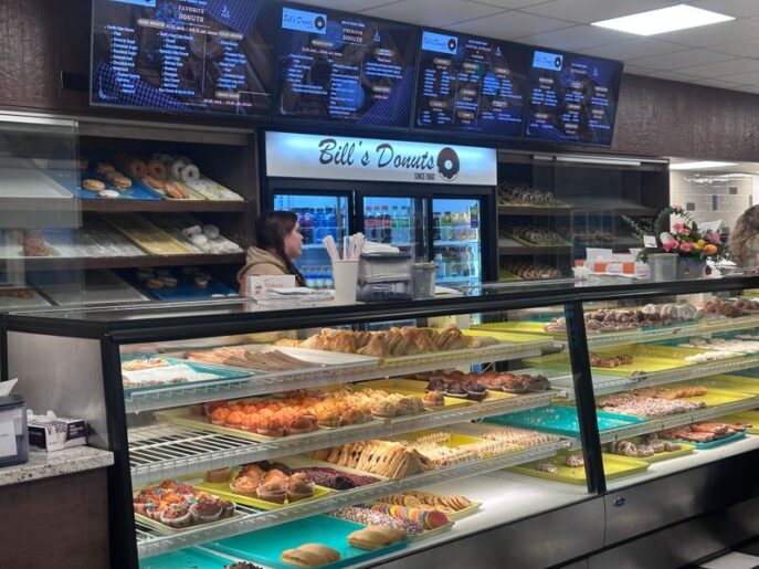 Centerville’s Original Bill’s Donut Shop Has Been a Local Favorite ...
