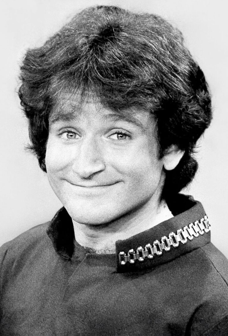 15 Comedians of the 1970s Who Changed Comedy Forever