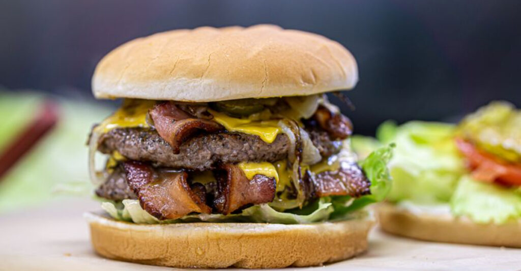 13 Texas Burger Joints Locals Keep Coming Back To for Seriously Good ...
