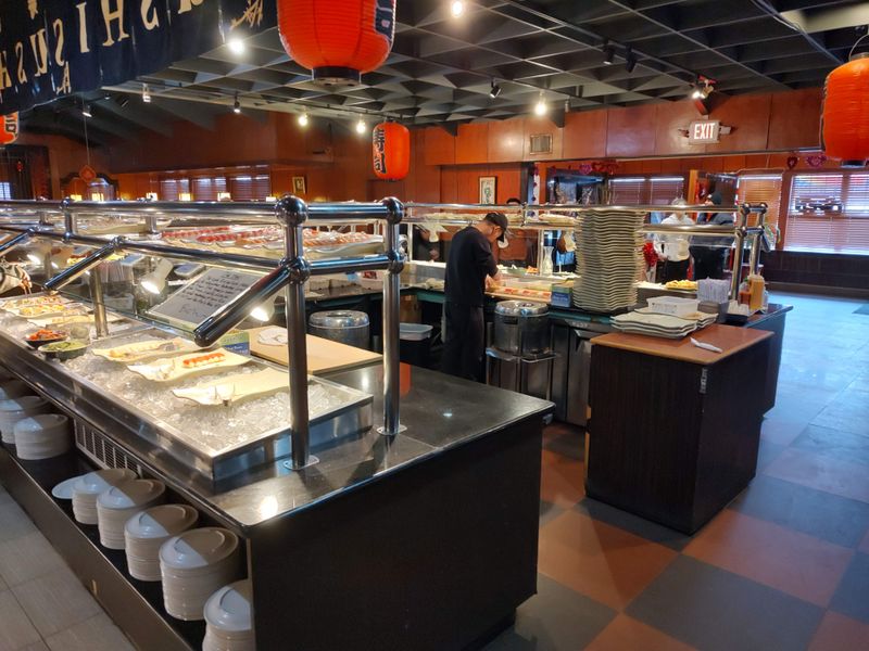 15 Must-Visit Buffet Restaurants Across Michigan