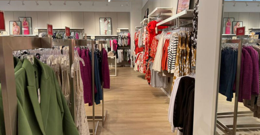 The Giant Outlet Mall In New Jersey Where $40 Still Feels Like Plenty ...