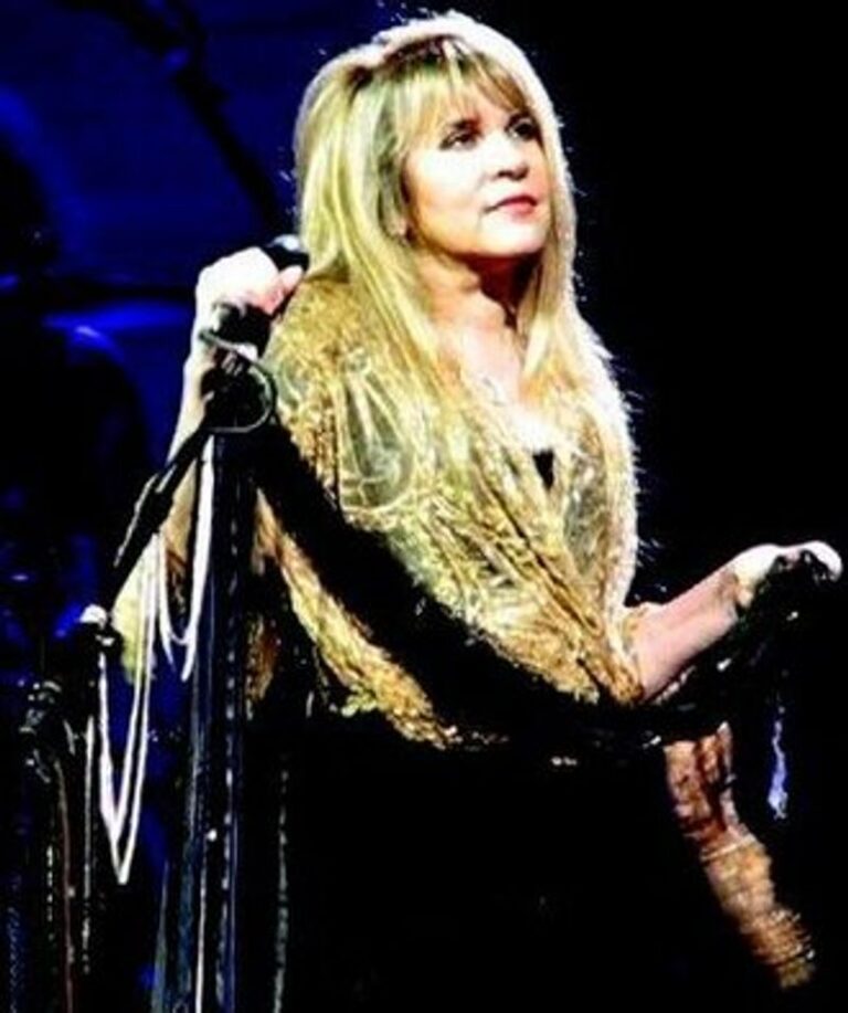 15 Female Rock Icons Everyone Had a Crush On in the '70s and '80s