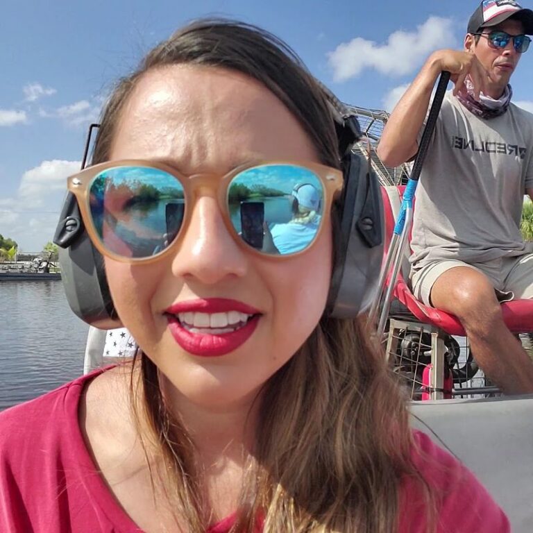 This Everglades Airboat Tour Lets You Glide Through Florida's Wildest ...