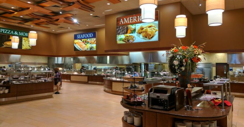 This Massive Oregon Seafood Buffet Is a Dream Come True for Crab Leg Lovers