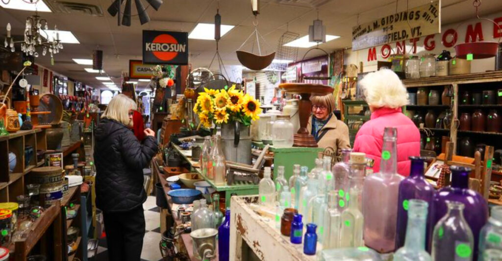 10 West Virginia Thrift Stores and Antique Shops Treasure Hunters Love