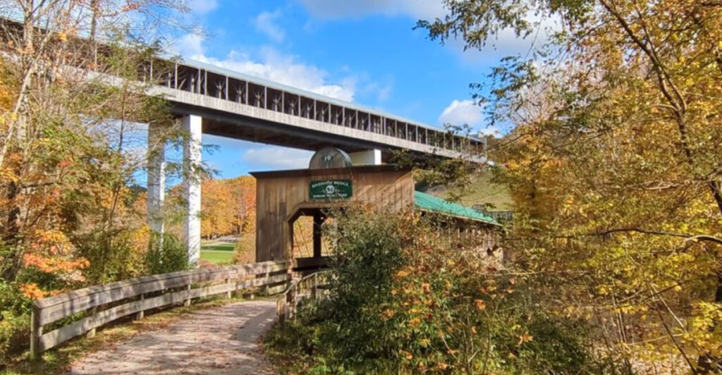 This Ohio Covered Bridge Is The Longest In America At 613 Feet